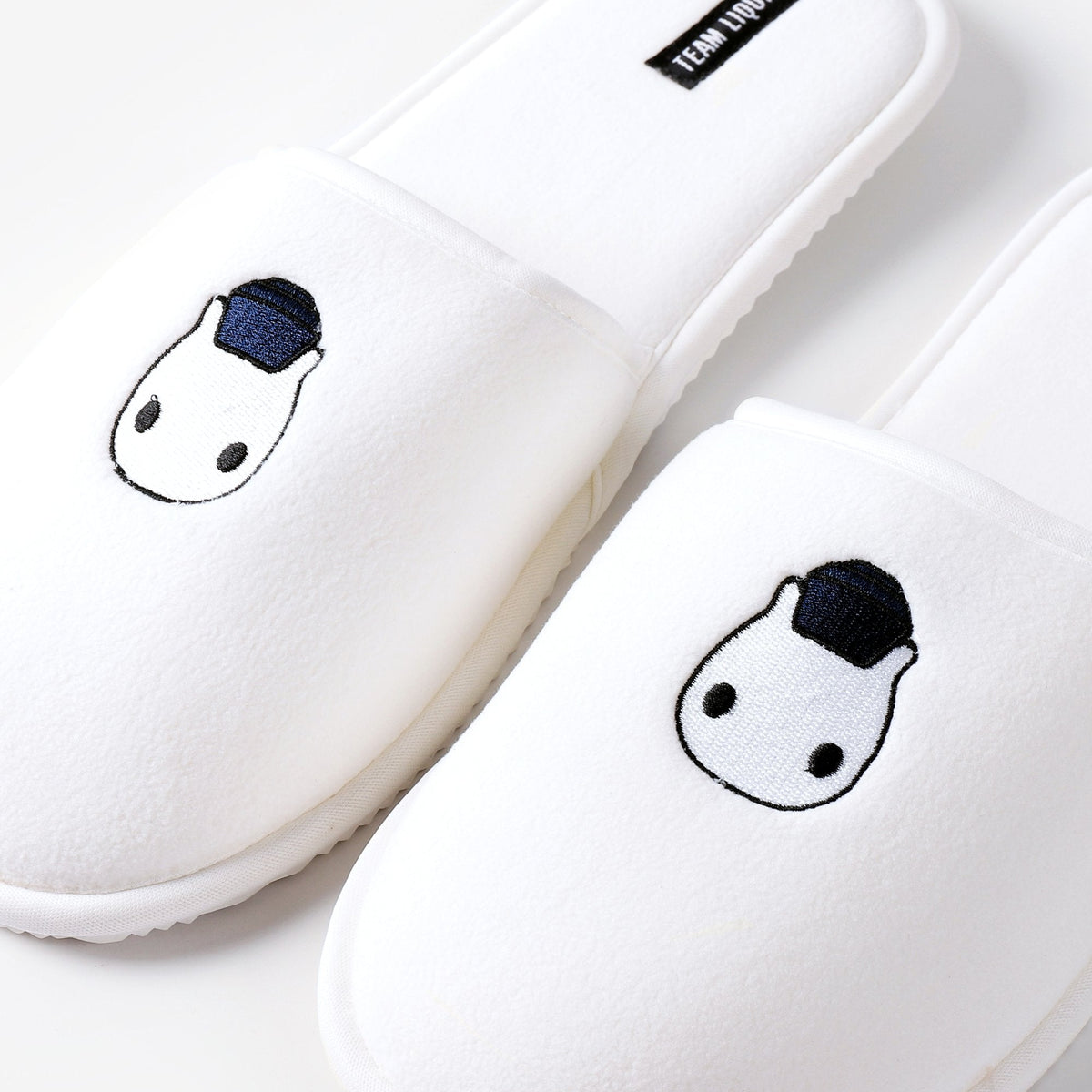 BLUE SLIPPERS | Team Liquid